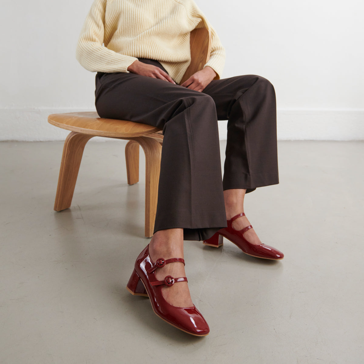 Babies with double straps and rounded toes | Jonak Canada