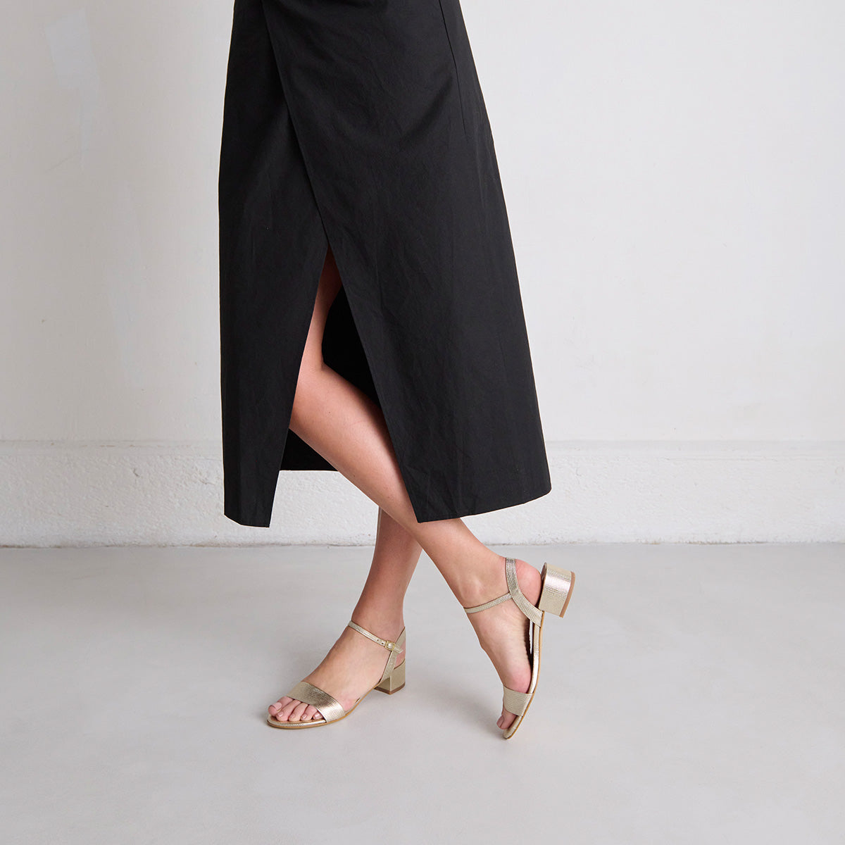 Sandals with square heel | Jonak Canada